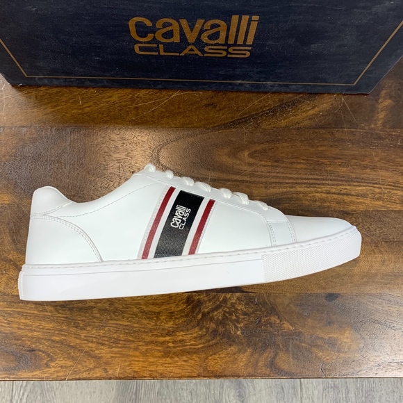 Class Roberto Cavalli | Shoes | Class Roberto Cavalli White Low Leather ...